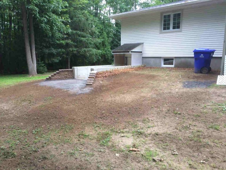 Earthworks: slope and foundation - Vopaa Gatineau